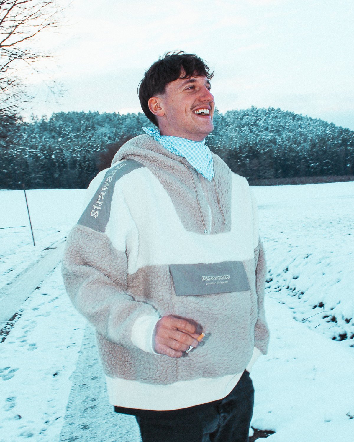 Tream Merch | STRAWANZA x Tream Hoodie und T-Shirt